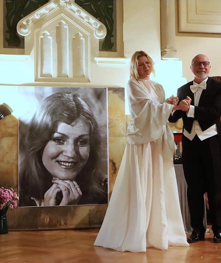 Anna German rivive nello spettacolo di Natalia Simonova – Mondo Cultura ...